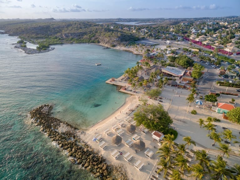 Beach Highlights of Jan Thiel Beach - Sonesta Hotels & Resorts ...